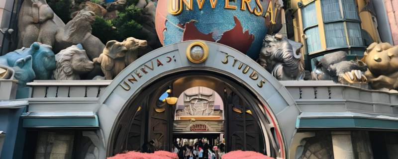 「USJへの旅行計画！一日でいくらかかる？完全ガイドで予算を把握しよう」 - 国内旅行とお土産紹介サイト！